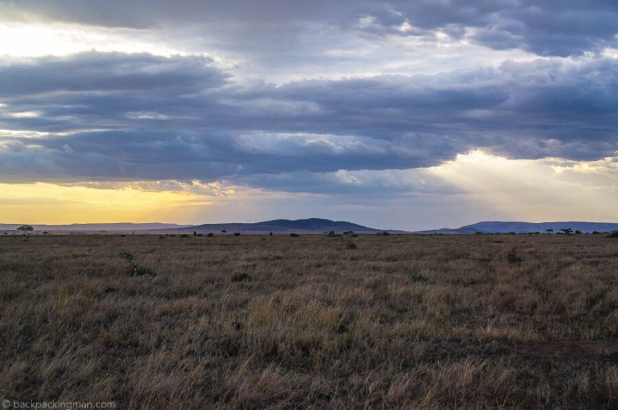 serengeti-tanzania-sunset - Backpackingman