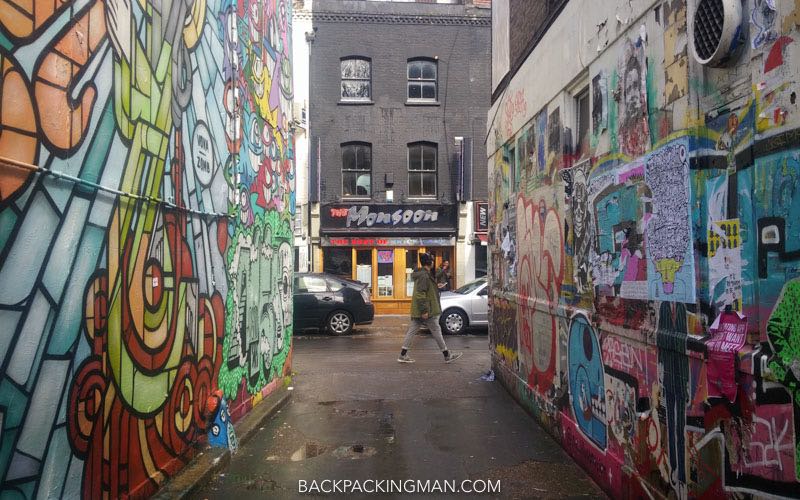 brick-lane-graffiti-53 - Backpackingman