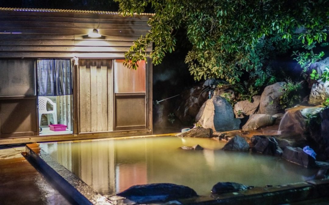 10 Best Japanese Onsen To Relax In (Hot Springs)