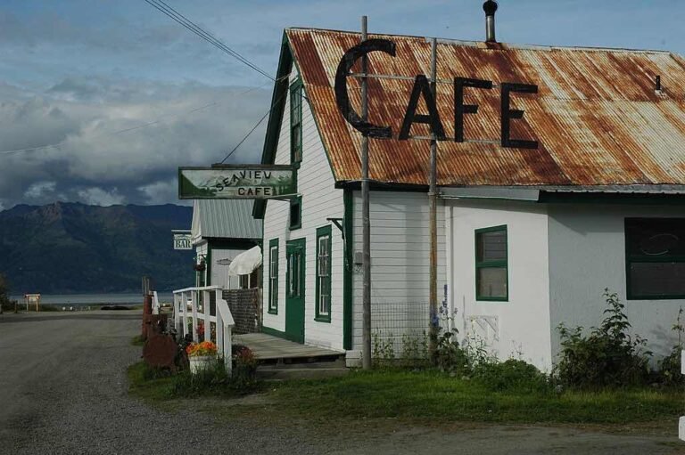 Kenai Peninsula Travel Guide: Alaska's Coastal Gem - Backpackingman