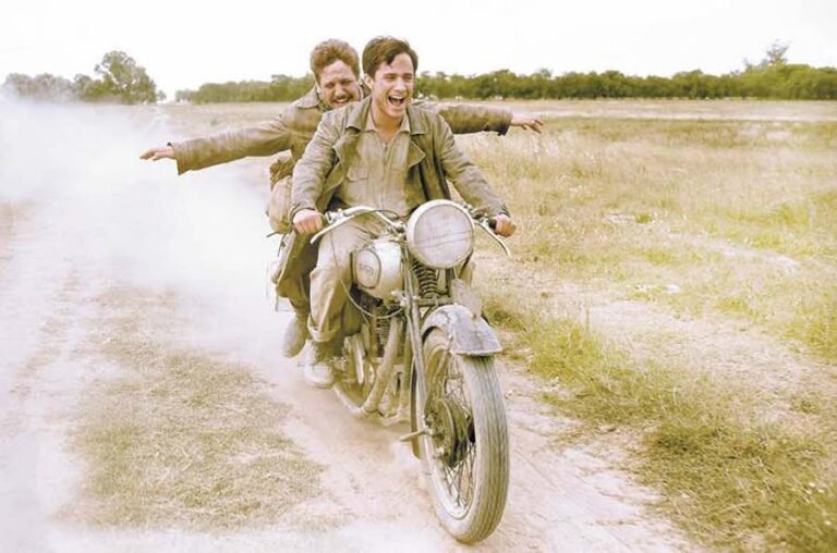 15 Best Movies About Travel - Backpackingman