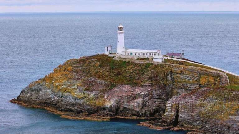 Great Anglesey Lighthouses To See (+ Beaches) - Backpackingman