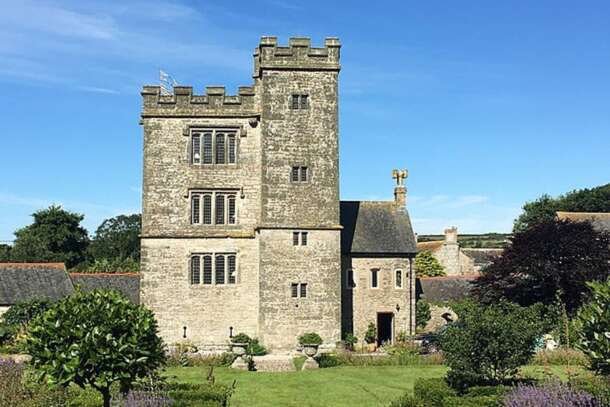 15 Best Castles In Cornwall To Visit - Backpackingman