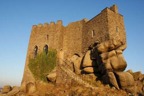 15 Best Castles In Cornwall To Visit - Backpackingman