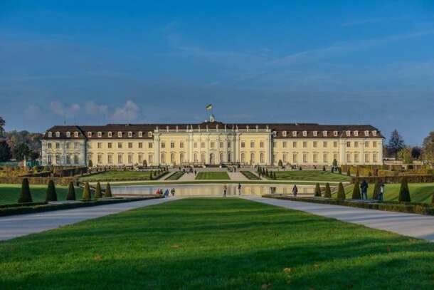 30 Beautiful European Palaces To Visit - Backpackingman