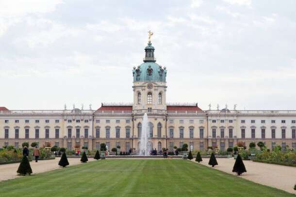 30 Beautiful European Palaces To Visit - Backpackingman