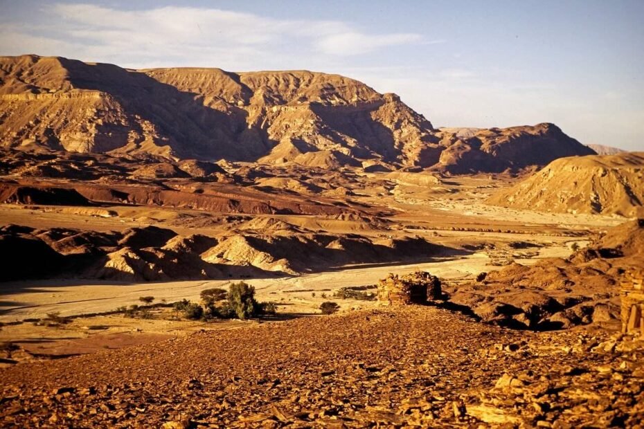 Backpacking in Egypt: Ancient Wonders to Hidden Gems - Backpackingman